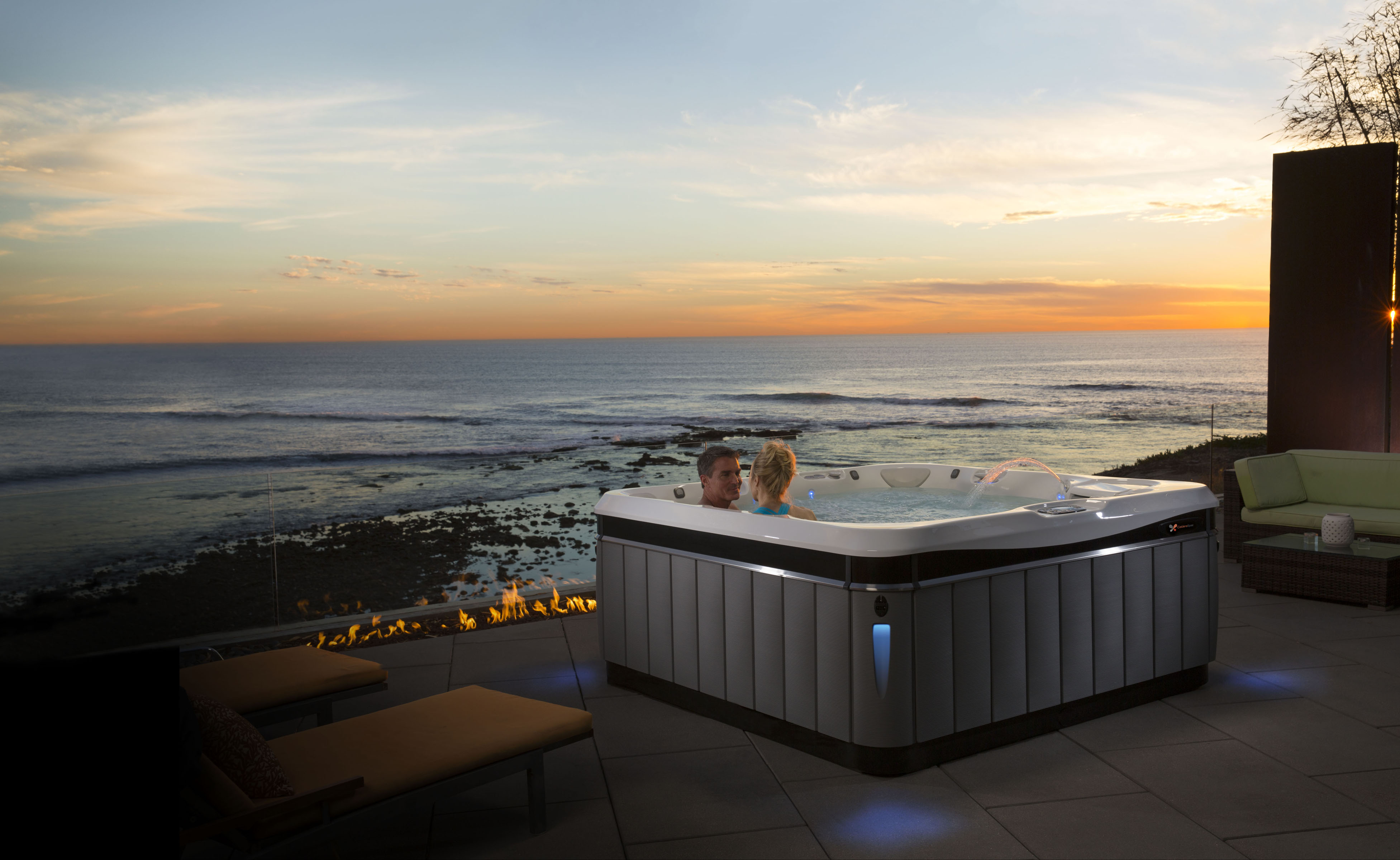 Caldera-Utopia-Tahitian-2016-ArticWhite-Slate-Lifestyle-Sunset-01 | SPA ...