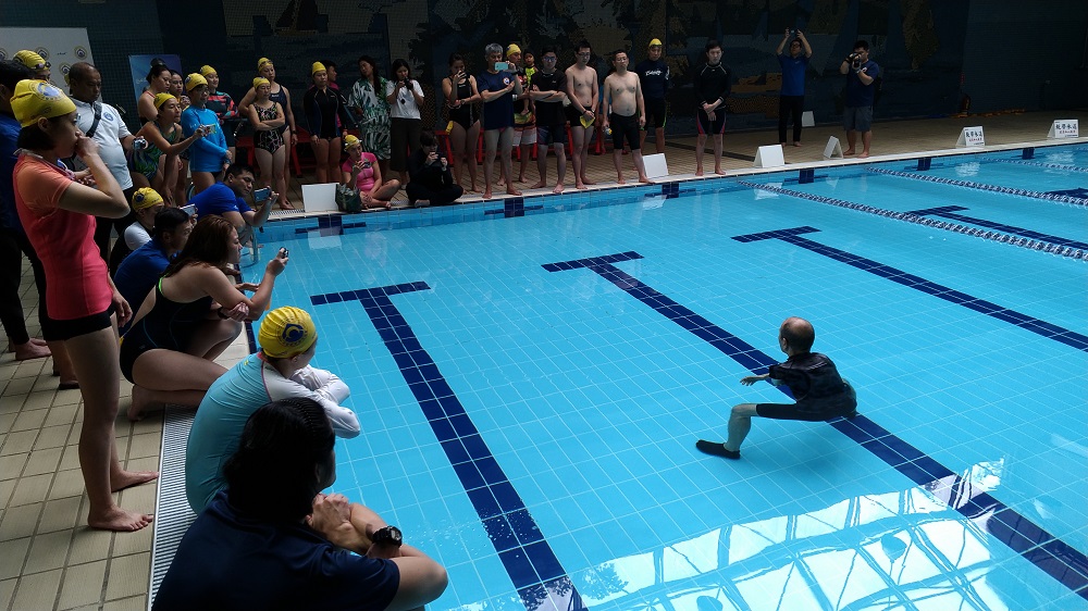 Ai Chi（水中太極） 〜在世界各地受到好評，來自日本的水中課程〜(第二回) – SPA&SAUNA的專家